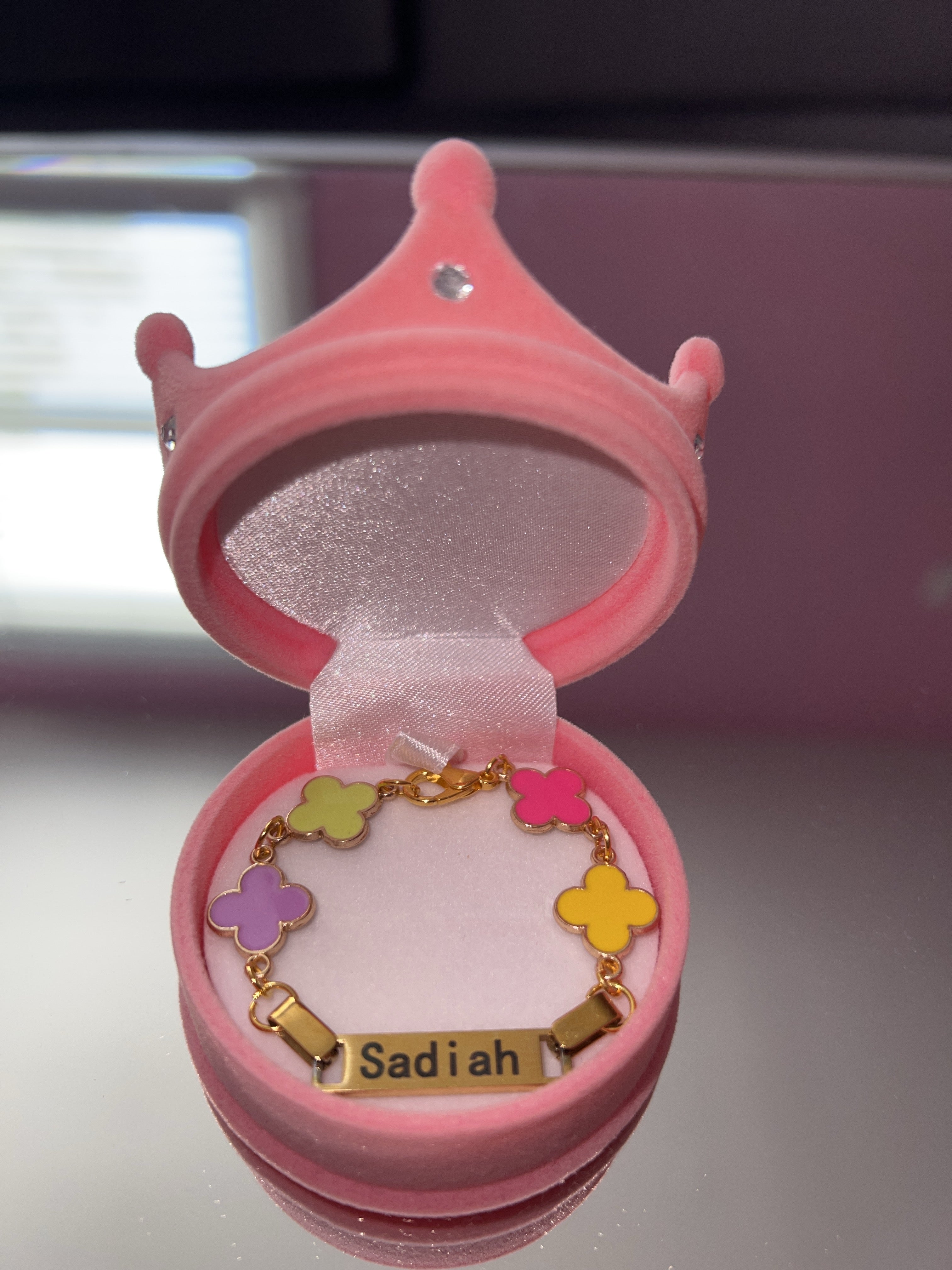 Clover name bracelet – shopbottlesandbangles